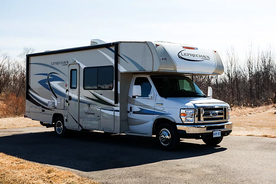 Motor Home Travel MHC28 camper huren | Campers Canada